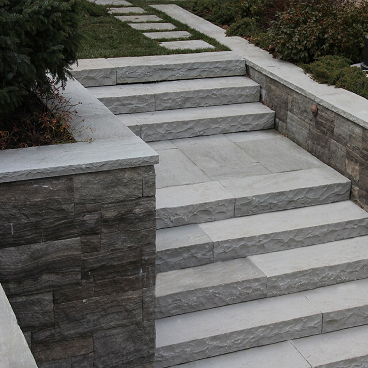 Tread Dove Grey Sandstone Rockface 4 Sides 2 in. x 14 in. x 72 in ...